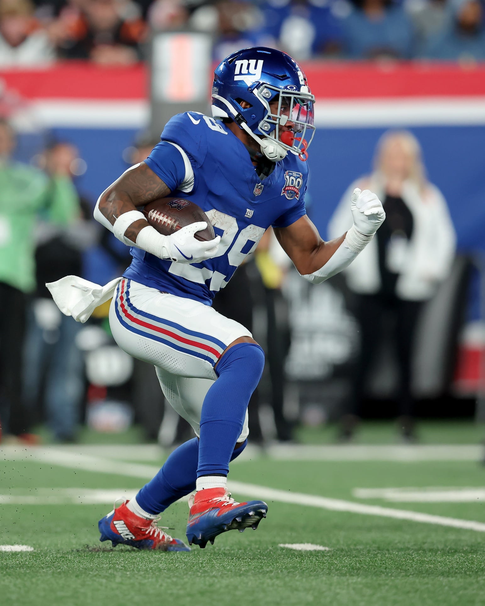 Who Should I Start? Drake Maye or Tyrone Tracy Jr.